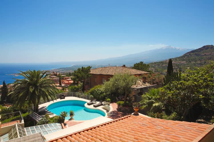 Villa Parmina - Luxury villa for rent in Taormina | Villatravellers